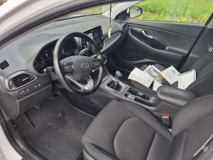 Balts Hyundai i30 2017 Marijampole, ar dzinēja tilpumu 1.59 L un nobraukumu 241 tūkst. km par 5900 €, foto 9 vietnē AUTOMOTO.COM.LV