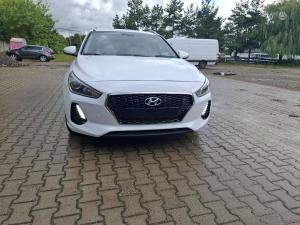 Белый Хендай i30 2017 в Мариямполе, объемом двигателя 1.58 л и пробегом 241 тыс. км за 5900 €, фото  на AUTOMOTO.COM.LV