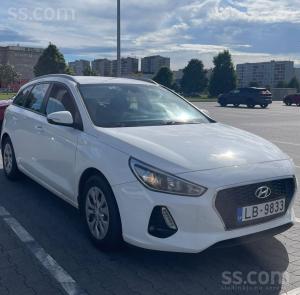Balts Hyundai i30 2017 Rīga, ar dzinēja tilpumu 1.60 L un nobraukumu 156 tūkst. km par 6800 €, foto  vietnē AUTOMOTO.COM.LV