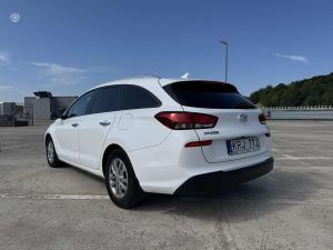 White Hyundai i30 2018 in Vilnius, with an engine capacity of 1.35 L and mileage of 126 thousand km for 9600 €, photo 5 on AUTOMOTO.COM.LV