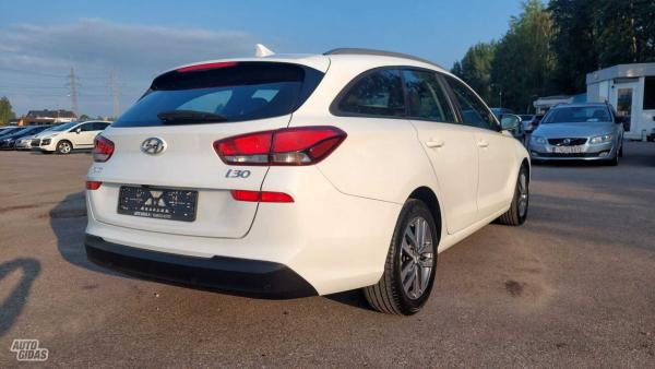 Белый Хендай i30 2018 в Каунас, объемом двигателя 1.40 л и пробегом 173 тыс. км за 7150 €, фото 2 на AUTOMOTO.COM.LV