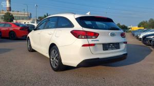 Белый Хендай i30 2018 в Каунас, объемом двигателя 1.40 л и пробегом 173 тыс. км за 7150 €, фото 4 на AUTOMOTO.COM.LV