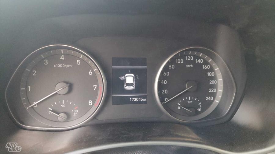 Белый Хендай i30 2018 в Каунас, объемом двигателя 1.40 л и пробегом 173 тыс. км за 7150 €, фото 24 на AUTOMOTO.COM.LV