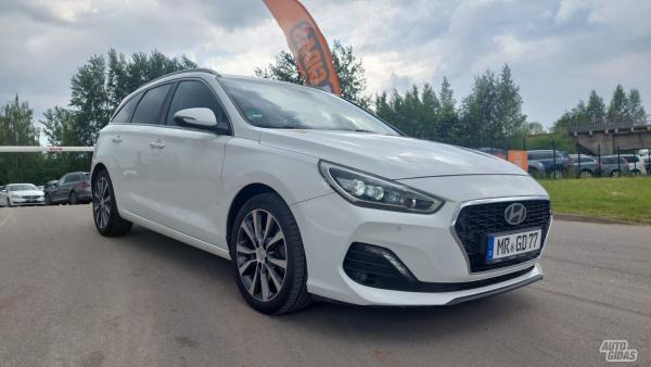 White Hyundai i30 2019 in Kaunas, with an engine capacity of 1.60 L and mileage of 209 thousand km for 8250 €, photo 6 on AUTOMOTO.COM.LV