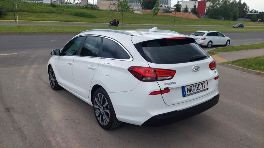 Белый Хендай i30 2019 в Каунас, объемом двигателя 1.60 л и пробегом 209 тыс. км за 8250 €, фото 8 на AUTOMOTO.COM.LV