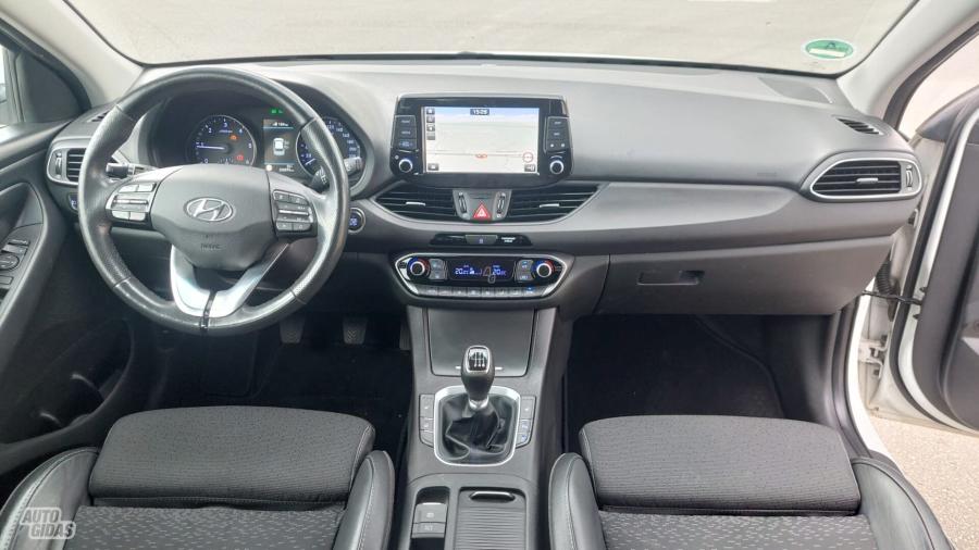 Белый Хендай i30 2019 в Каунас, объемом двигателя 1.60 л и пробегом 209 тыс. км за 8250 €, фото 14 на AUTOMOTO.COM.LV