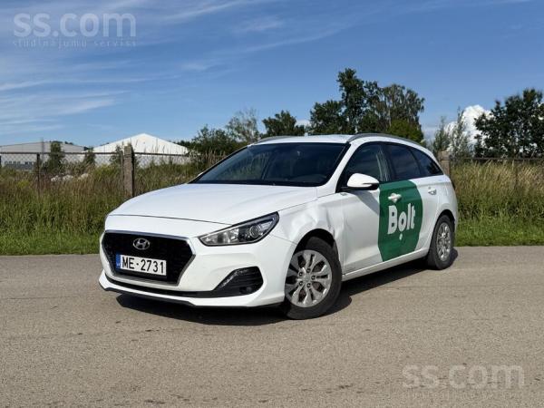 Белый Хендай i30 2019 в Рига, объемом двигателя 1.40 л и пробегом 195 тыс. км за 4500 €, фото 3 на AUTOMOTO.COM.LV