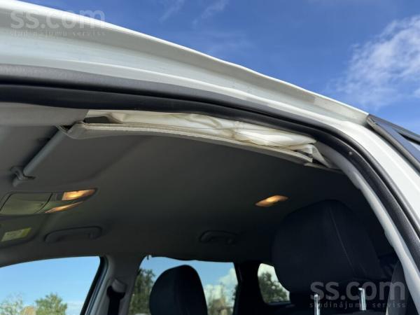 Белый Хендай i30 2019 в Рига, объемом двигателя 1.40 л и пробегом 195 тыс. км за 4500 €, фото 9 на AUTOMOTO.COM.LV