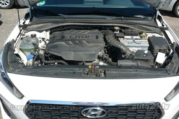 Белый Хендай i30 2019 в Йыхви, объемом двигателя 1.60 л и пробегом 220 тыс. км за 8700 €, фото 6 на AUTOMOTO.COM.LV