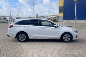 Белый Хендай i30 2019 в Рига, объемом двигателя 1.40 л и пробегом 199 тыс. км за 5650 €, фото 5 на AUTOMOTO.COM.LV
