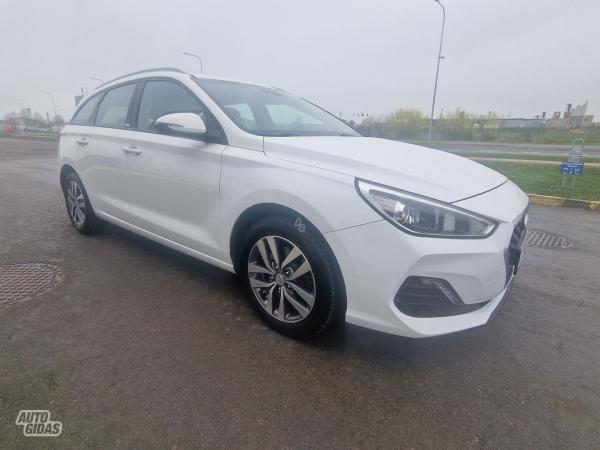 Белый Хендай i30 2020 в Кретинга, объемом двигателя 1.60 л и пробегом 174 тыс. км за 8350 €, фото 2 на AUTOMOTO.COM.LV