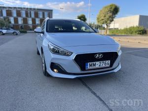 Balts Hyundai i30 2020 Rīga, ar dzinēja tilpumu 1.40 L un nobraukumu 90 tūkst. km par 9300 €, foto 4 vietnē AUTOMOTO.COM.LV
