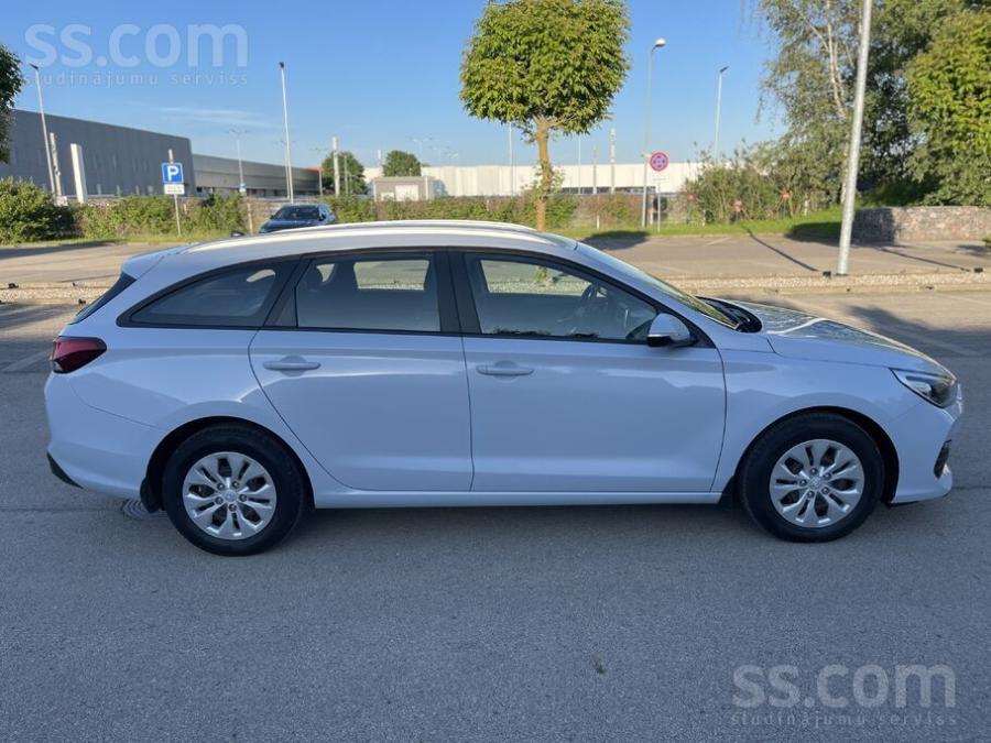 Balts Hyundai i30 2020 Rīga, ar dzinēja tilpumu 1.40 L un nobraukumu 90 tūkst. km par 9300 €, foto 6 vietnē AUTOMOTO.COM.LV