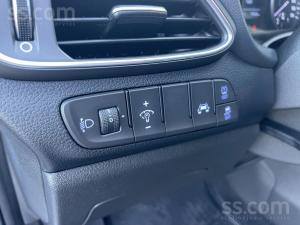 Balts Hyundai i30 2020 Rīga, ar dzinēja tilpumu 1.40 L un nobraukumu 90 tūkst. km par 9300 €, foto 10 vietnē AUTOMOTO.COM.LV