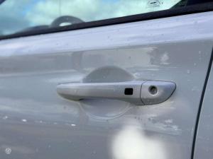 Белый Хендай i30 2020 в Таураге, объемом двигателя 1.60 л и пробегом 147 тыс. км за 7999 €, фото 8 на AUTOMOTO.COM.LV