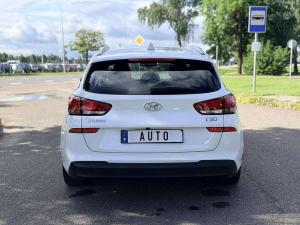 Белый Хендай i30 2020 в Таураге, объемом двигателя 1.60 л и пробегом 147 тыс. км за 7999 €, фото 10 на AUTOMOTO.COM.LV