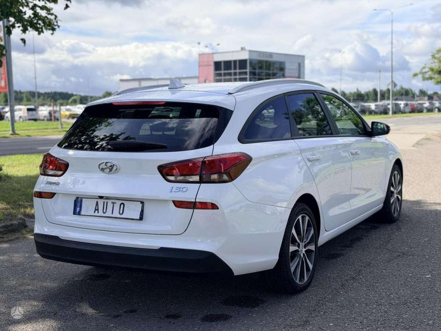 Белый Хендай i30 2020 в Таураге, объемом двигателя 1.60 л и пробегом 147 тыс. км за 7999 €, фото 11 на AUTOMOTO.COM.LV