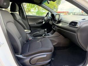 Белый Хендай i30 2020 в Таураге, объемом двигателя 1.60 л и пробегом 147 тыс. км за 7999 €, фото 32 на AUTOMOTO.COM.LV