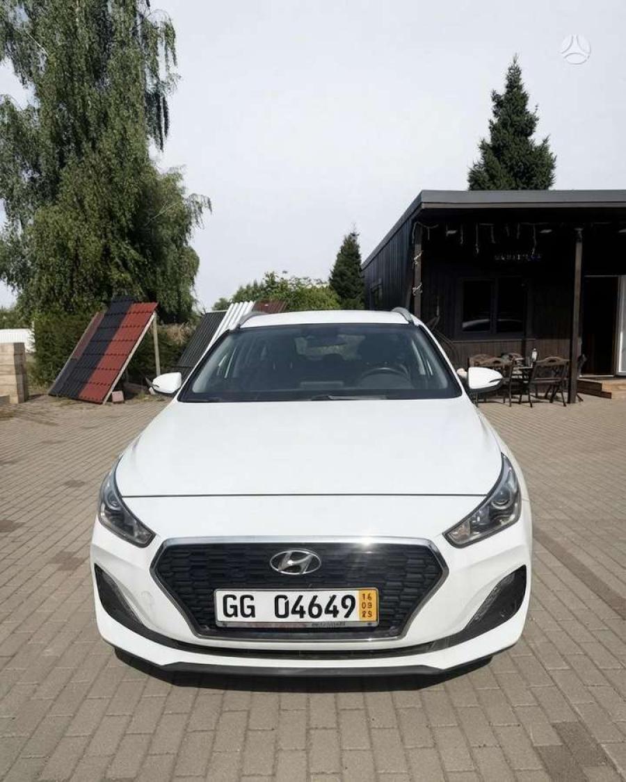 Белый Хендай i30 2020 в Клайпеда, объемом двигателя 1.58 л и пробегом 174 тыс. км за 8100 €, фото 3 на AUTOMOTO.COM.LV