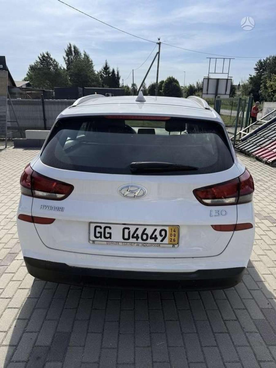 Белый Хендай i30 2020 в Клайпеда, объемом двигателя 1.58 л и пробегом 174 тыс. км за 8100 €, фото 5 на AUTOMOTO.COM.LV