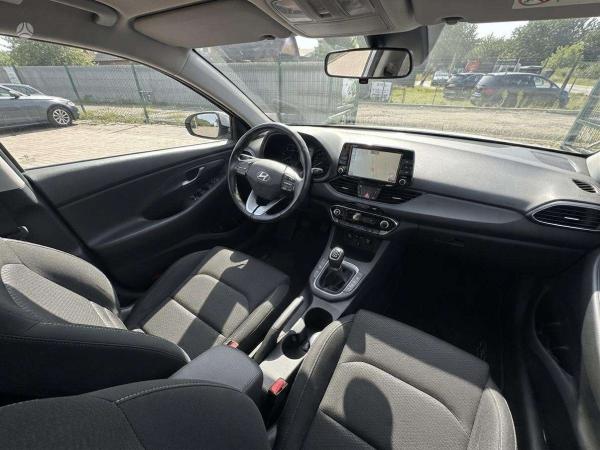 Белый Хендай i30 2020 в Клайпеда, объемом двигателя 1.58 л и пробегом 174 тыс. км за 8100 €, фото 6 на AUTOMOTO.COM.LV