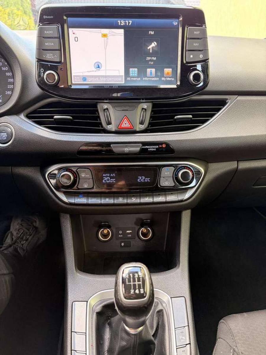 Белый Хендай i30 2020 в Мариямполе, объемом двигателя 1.60 л и пробегом 110 тыс. км за 6200 €, фото 16 на AUTOMOTO.COM.LV