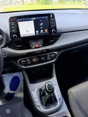 Balts Hyundai i30 2020 Tauragė, ar dzinēja tilpumu 1.60 L un nobraukumu 147 tūkst. km par 8299 €, foto 19 vietnē AUTOMOTO.COM.LV