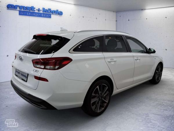 Balts Hyundai i30 2021 Kauņa, ar dzinēja tilpumu 1.60 L un nobraukumu 60 tūkst. km par 23193 €, foto 3 vietnē AUTOMOTO.COM.LV