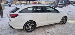 White Hyundai i30 2021 in Taurage, with an engine capacity of 1.60 L and mileage of 180 thousand km for 8900 €, photo 12 on AUTOMOTO.COM.LV