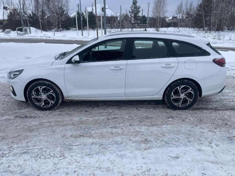 Balts Hyundai i30 2021 Tauragė, ar dzinēja tilpumu 1.60 L un nobraukumu 267 tūkst. km par 7200 €, foto 4 vietnē AUTOMOTO.COM.LV