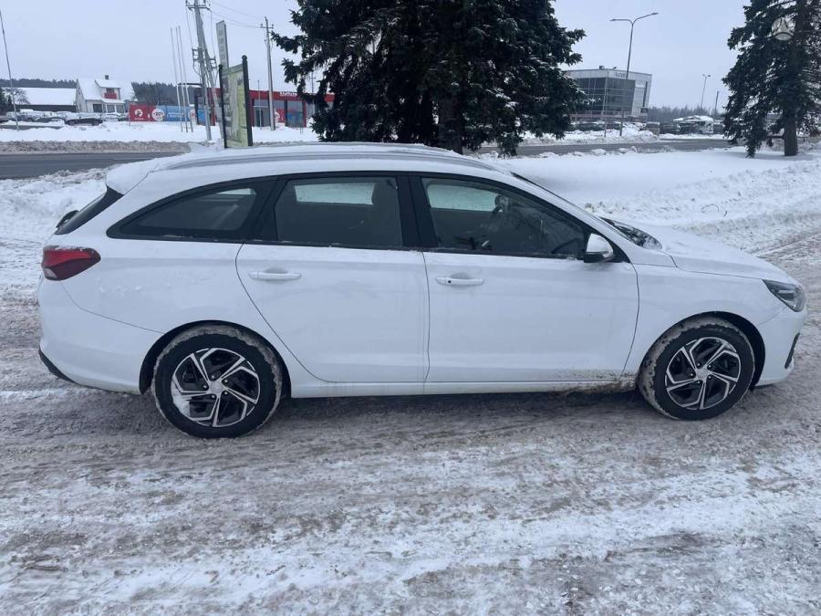 Balts Hyundai i30 2021 Tauragė, ar dzinēja tilpumu 1.60 L un nobraukumu 267 tūkst. km par 7200 €, foto 8 vietnē AUTOMOTO.COM.LV