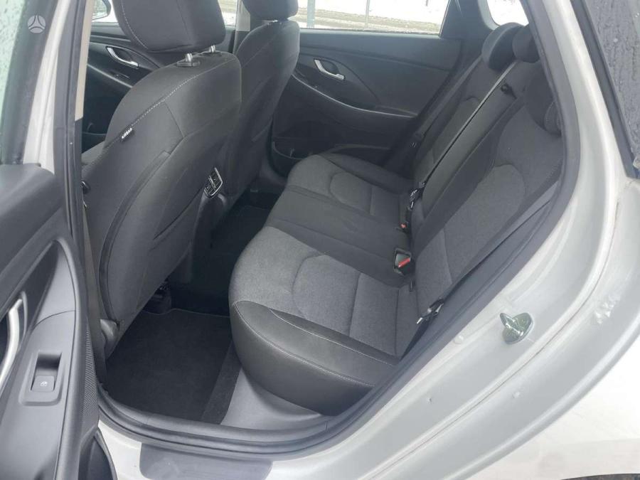 Balts Hyundai i30 2021 Tauragė, ar dzinēja tilpumu 1.60 L un nobraukumu 267 tūkst. km par 7200 €, foto 14 vietnē AUTOMOTO.COM.LV