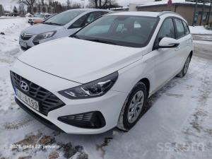 Balts Hyundai i30 2021 Valmiera, ar dzinēja tilpumu 1.50 L un nobraukumu 106 tūkst. km par 11300 €, foto  vietnē AUTOMOTO.COM.LV