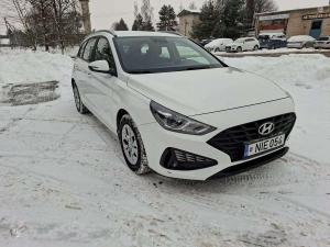 White Hyundai i30 2021 in Vilnius, with an engine capacity of 1.60 L and mileage of 168 thousand km for 7900 €, photo  on AUTOMOTO.COM.LV
