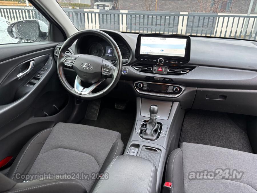 Белый Хендай i30 2021 в Пярну, объемом двигателя 1.60 л и пробегом 108 тыс. км за 10990 €, фото 7 на AUTOMOTO.COM.LV