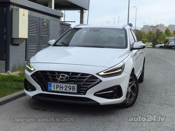 Balts Hyundai i30 2021 Tallina, ar dzinēja tilpumu 1.00 L un nobraukumu 69 tūkst. km par 14998 €, foto 1 vietnē AUTOMOTO.COM.LV