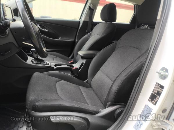 Balts Hyundai i30 2021 Tallina, ar dzinēja tilpumu 1.00 L un nobraukumu 69 tūkst. km par 14998 €, foto 9 vietnē AUTOMOTO.COM.LV