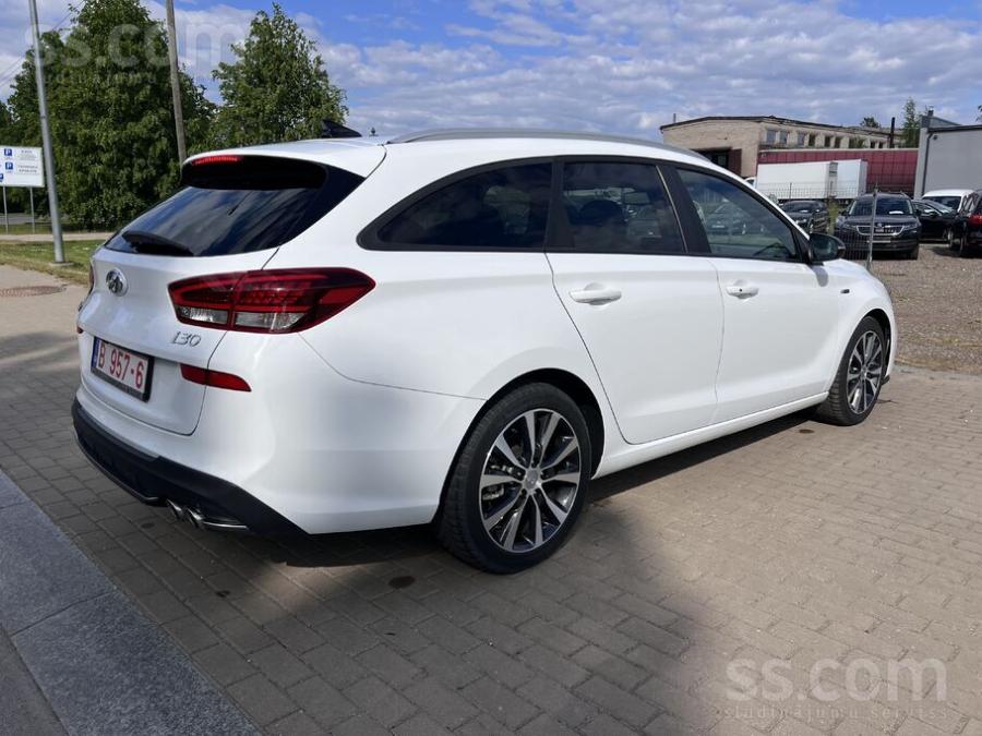 Белый Хендай i30 2021 в Лимбажи, объемом двигателя 1.60 л и пробегом 69 тыс. км за 15550 €, фото 5 на AUTOMOTO.COM.LV