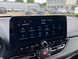 Белый Хендай i30 2021 в Лимбажи, объемом двигателя 1.60 л и пробегом 69 тыс. км за 15550 €, фото 16 на AUTOMOTO.COM.LV