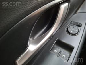 Balts Hyundai i30 2021 Valmiera, ar dzinēja tilpumu 1.50 L un nobraukumu 109 tūkst. km par 9900 €, foto 6 vietnē AUTOMOTO.COM.LV