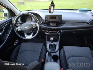 Белый Хендай i30 2021 в Валмиера, объемом двигателя 1.50 л и пробегом 111 тыс. км за 9100 €, фото 6 на AUTOMOTO.COM.LV