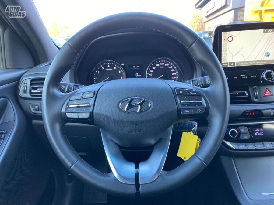 Balts Hyundai i30 2022 Kauņa, ar dzinēja tilpumu 1.00 L un nobraukumu 22 tūkst. km par 21978 €, foto 11 vietnē AUTOMOTO.COM.LV