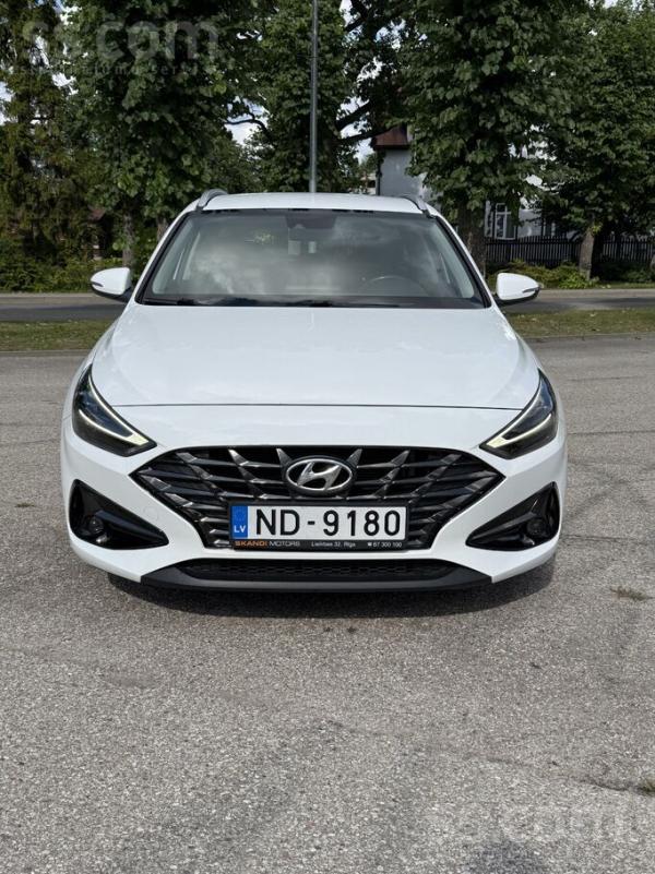 Balts Hyundai i30 2022 Jūrmala, ar dzinēja tilpumu 1.00 L un nobraukumu 96 tūkst. km par 13500 €, foto 2 vietnē AUTOMOTO.COM.LV