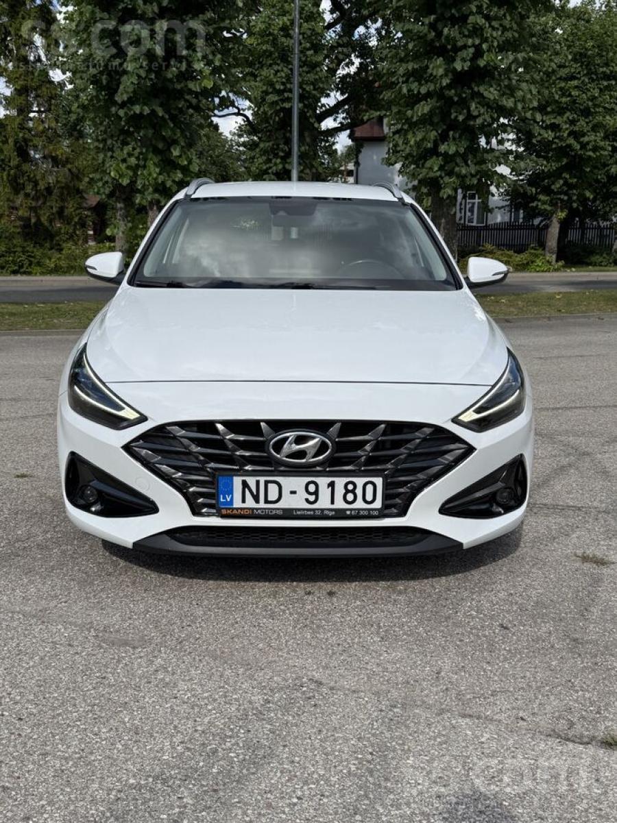 Balts Hyundai i30 2022 Jūrmala, ar dzinēja tilpumu 1.00 L un nobraukumu 96 tūkst. km par 13500 €, foto 3 vietnē AUTOMOTO.COM.LV