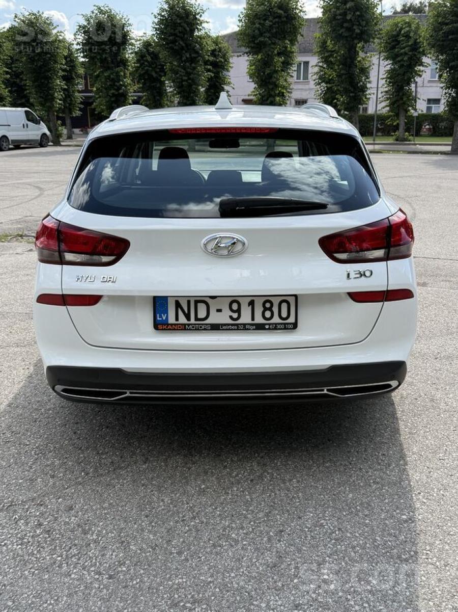 Balts Hyundai i30 2022 Jūrmala, ar dzinēja tilpumu 1.00 L un nobraukumu 96 tūkst. km par 13500 €, foto 5 vietnē AUTOMOTO.COM.LV