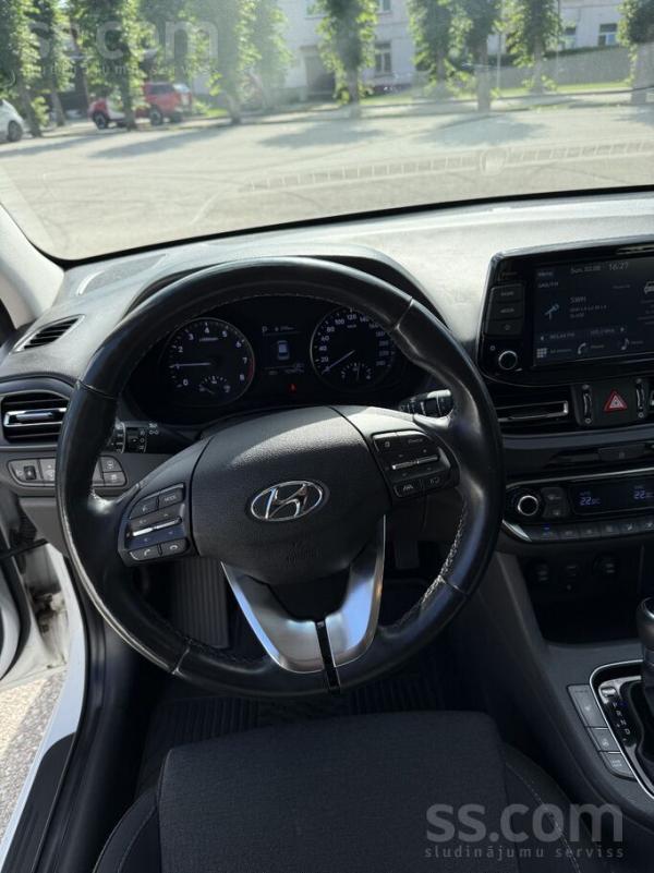 Balts Hyundai i30 2022 Jūrmala, ar dzinēja tilpumu 1.00 L un nobraukumu 96 tūkst. km par 13500 €, foto 9 vietnē AUTOMOTO.COM.LV