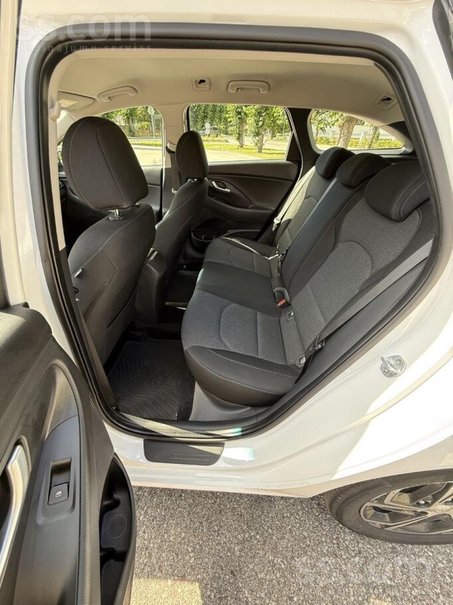 Balts Hyundai i30 2022 Jūrmala, ar dzinēja tilpumu 1.00 L un nobraukumu 96 tūkst. km par 13500 €, foto 11 vietnē AUTOMOTO.COM.LV
