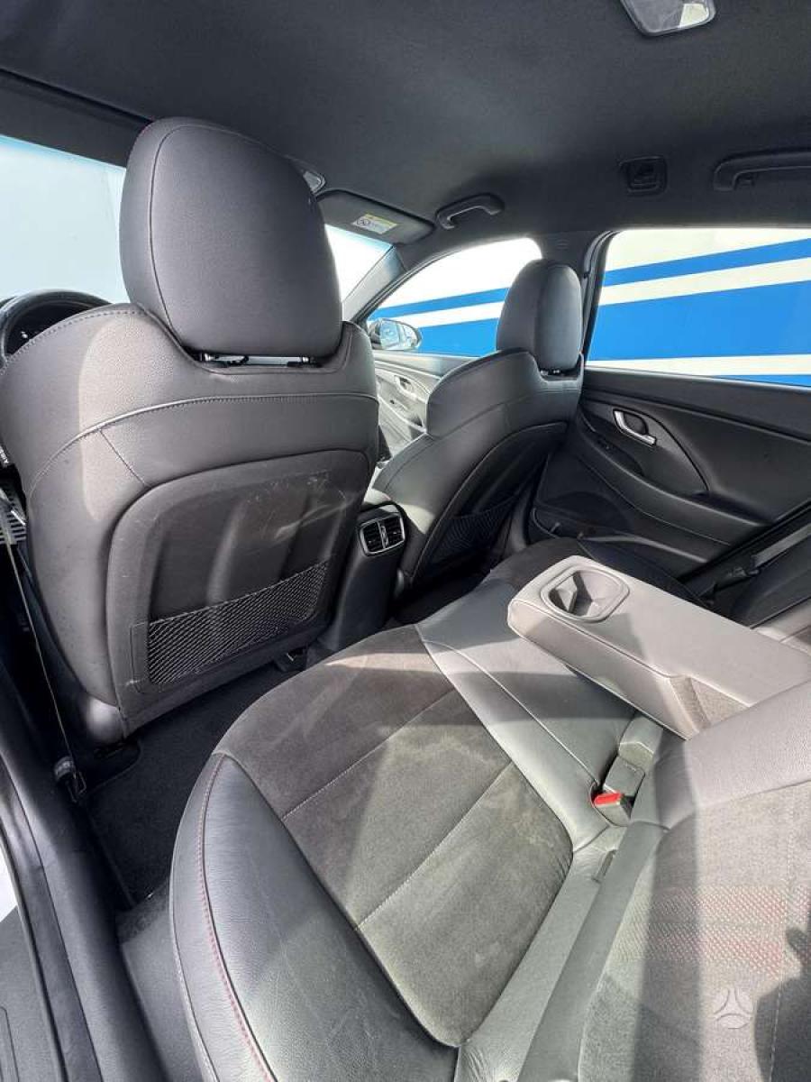 Белый Хендай i30 2022 в Каунас, объемом двигателя 1.00 л и пробегом 271 тыс. км за 9450 €, фото 7 на AUTOMOTO.COM.LV