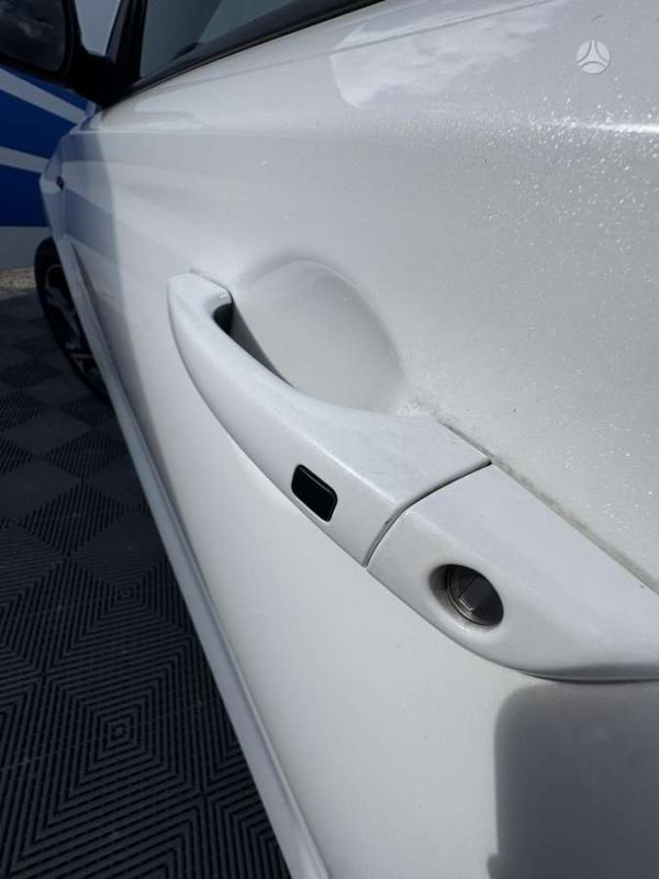 White Hyundai i30 2022 in Kaunas, with an engine capacity of 1.00 L and mileage of 271 thousand km for 9450 €, photo 8 on AUTOMOTO.COM.LV