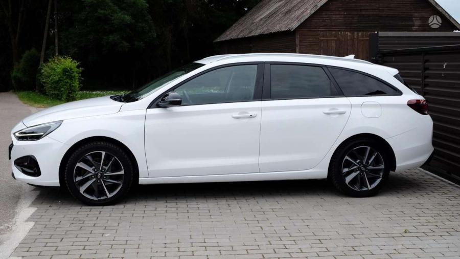 Balts Hyundai i30 2022 Marijampole, ar dzinēja tilpumu 1.60 L un nobraukumu 226 tūkst. km par 9990 €, foto 6 vietnē AUTOMOTO.COM.LV